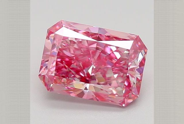 3.00 Carat Radiant Pink Lab Diamond IGI LG12763403 | Ritani