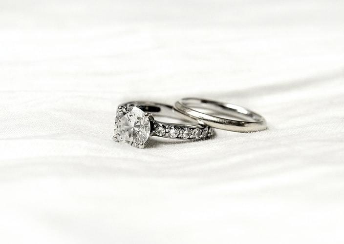 $10,000 Engagement Ring Buying Guide | Ritani